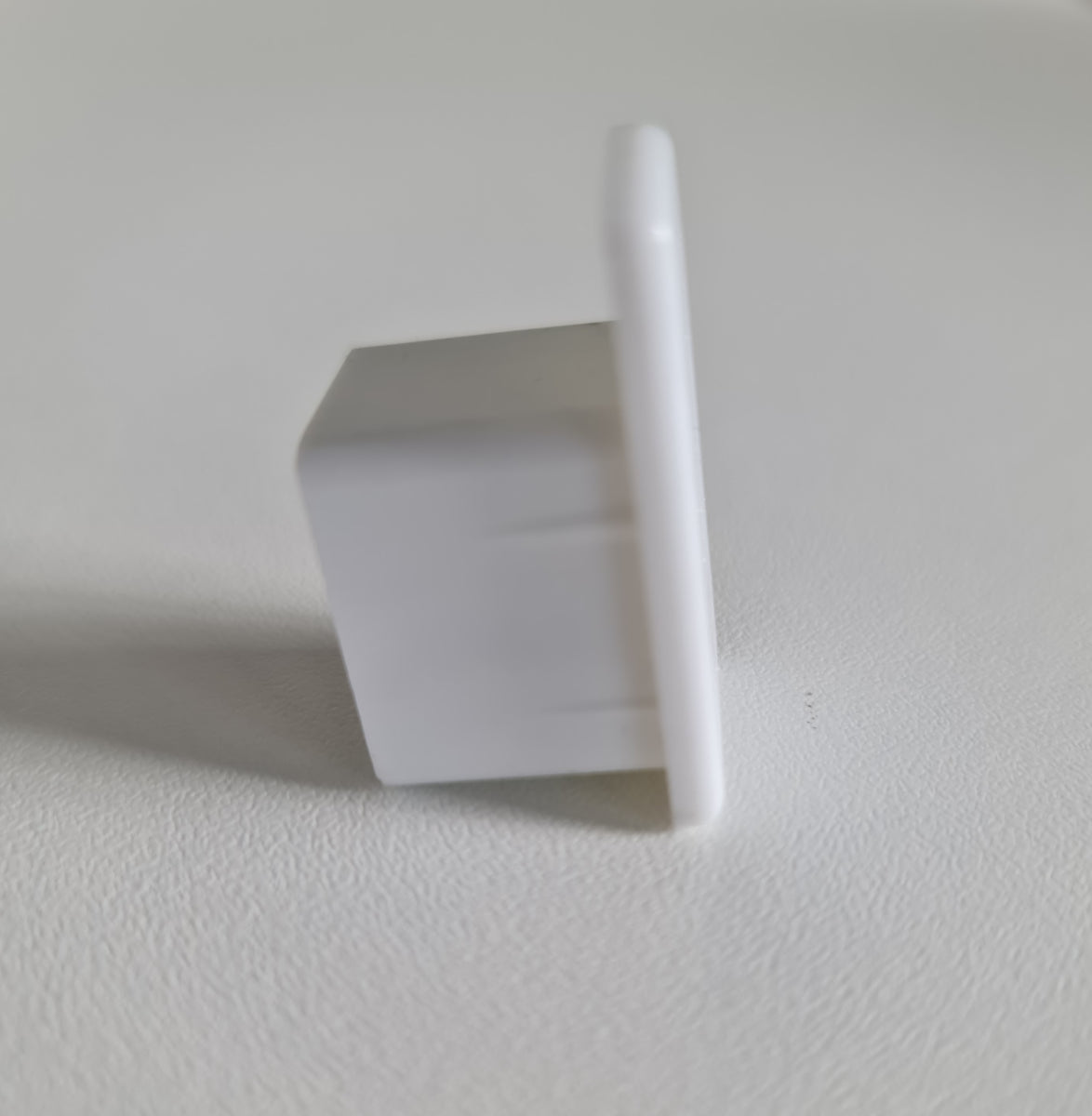 A611HD - End Stop for Heavy Duty Track only (WHITE) – Hand Rail Industries